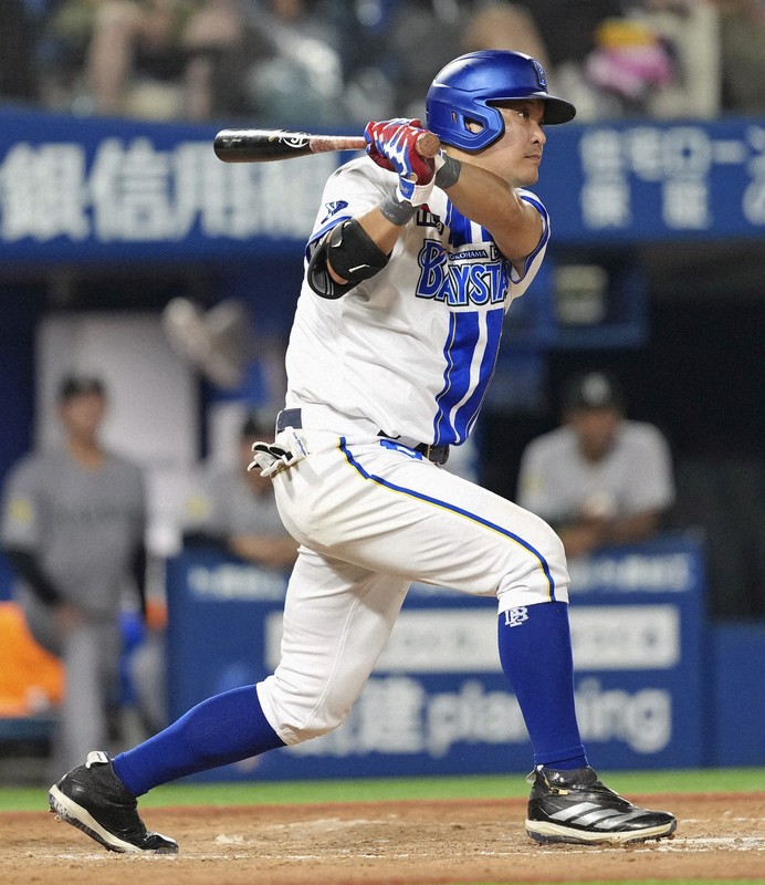 2位浮上うかがうDeNA 筒香が満塁機でタイムリー 三塁挑戦も結実 | 毎日新聞