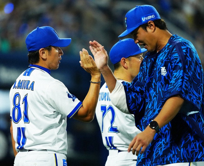 DeNA三浦監督 巨人戦先発の藤浪に期待 荒れ球は「皆さんのイメージ。そう持っていきがち」 （スポニチ） | 毎日新聞