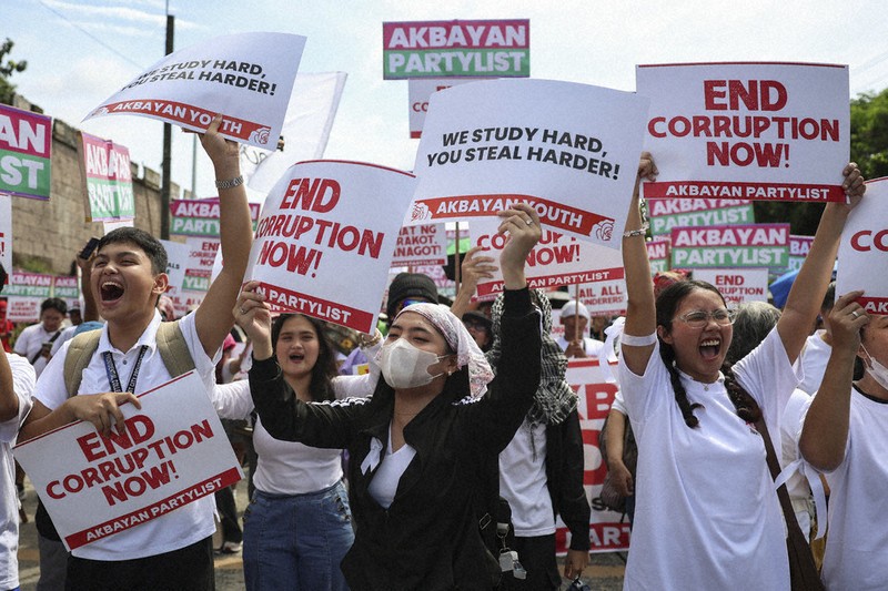 Thousands protest in the Philippines over massive corruption scandal ...