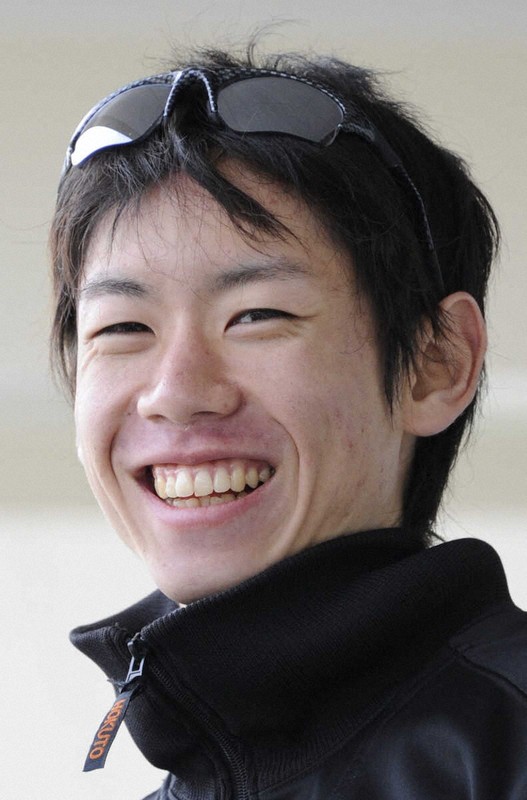 宮崎北斗騎手が引退 本人から免許取消申請 08年愛知杯で重賞初騎乗V JRA通算181勝（スポニチ） | 毎日新聞