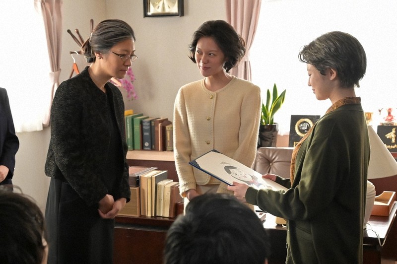 「あんぱん」懐かしき人が続々再登場！黒井先生＆うさ子50年ぶり「怒涛の回収」「チビ嵩も」ネット歓喜（スポニチ） | 毎日新聞