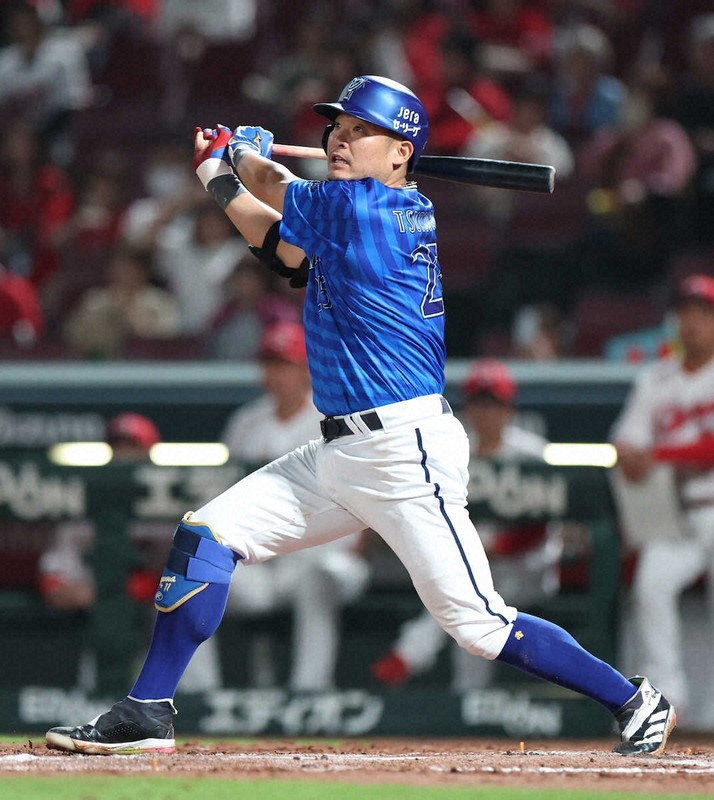 DeNA2位確定 本拠CS決めた 8回8点！マシンガンの中心・筒香が導いた 球団初の4年連続70勝（スポニチ） | 毎日新聞