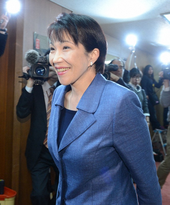 高市早苗氏、初の女性自民党総裁誕生 これまでの歩み【写真】 [写真特集1/45] | 毎日新聞