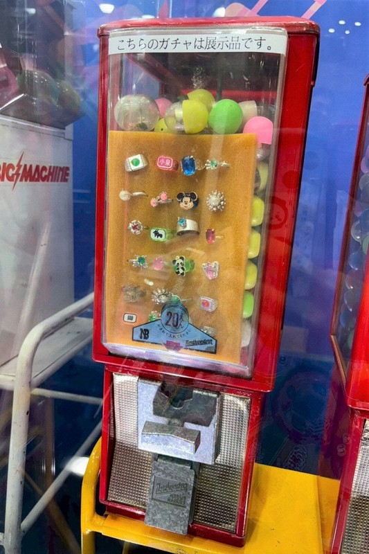Capsule toys evolve, captivate both kids, adults in Japan, with market ...