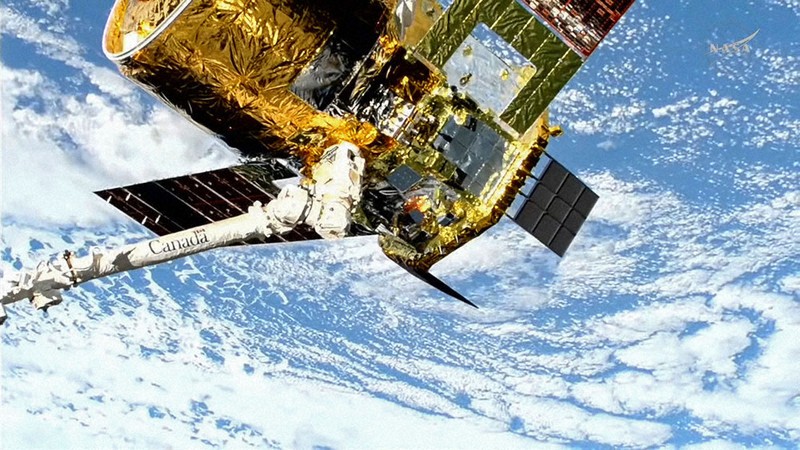 HTV－X：新型補給機、ISS着 HTV－X 油井さん捕捉、大役に感謝 | 毎日新聞