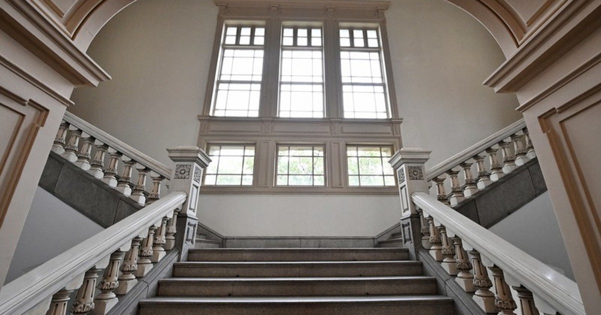 Retro Japan in Photos: Ex-main building of Kyoto Pref. Gov't standing ...