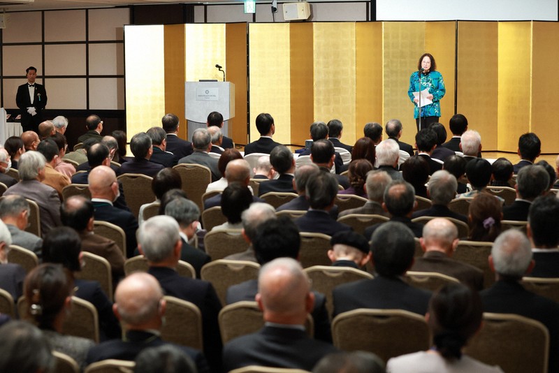 日本山岳会の創立120周年記念式典 天皇陛下出席 [写真特集1/5] | 毎日新聞