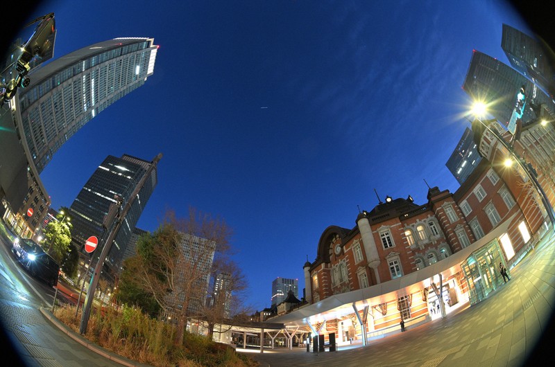 大みそか早朝に光跡 国際宇宙ステーションが日本上空を通過 [写真特集2/6] | 毎日新聞