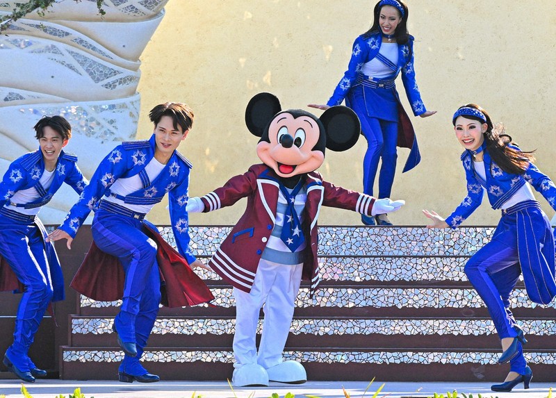 In Photos: 'Dance the Globe!' show debuts at Tokyo DisneySea ahead of ...
