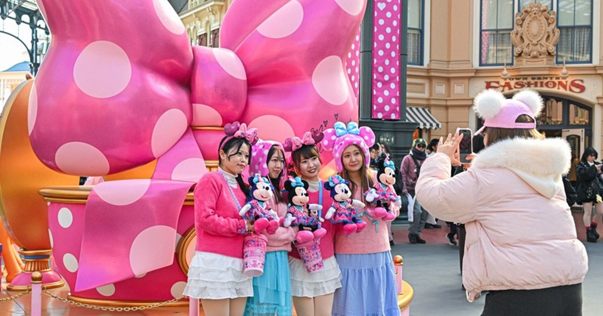 In Photos: 'Dance the Globe!' show debuts at Tokyo DisneySea ahead of ...