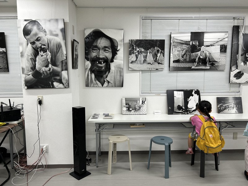 Photo exhibit revisits Shinjuku's 'cardboard village,' a symbol of ...