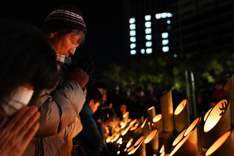 阪神大震災から31年 追悼のつどい [写真特集3/13] | 毎日新聞