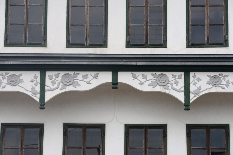 Retro Japan in Photos: 1879 building stands out in Yamaguchi Pref. port ...