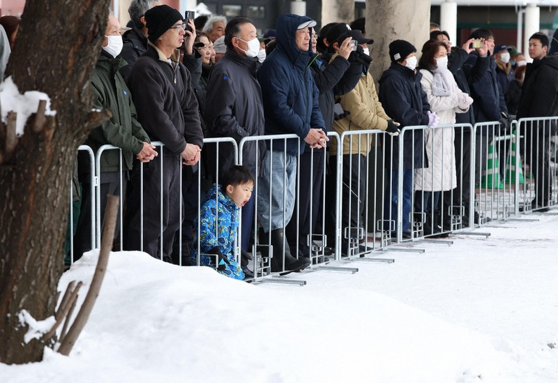 Japan PM's strong opposition to separate surname system reflected in ...
