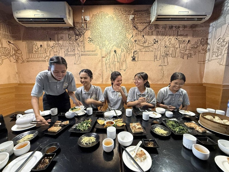 President of Japan soba chain Yudetaro defends hiring foreigners ...