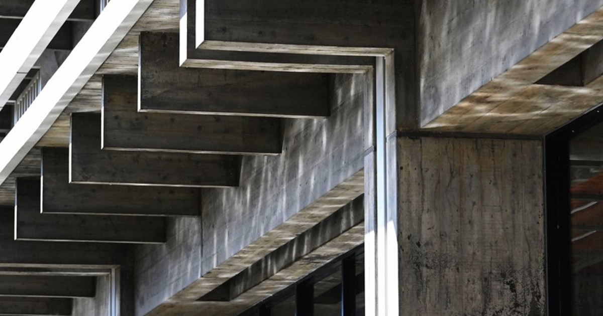 Retro Japan in Photos: Kagawa Pref. Gov't buildings emulate wooden ...