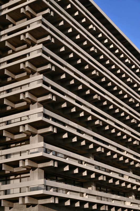 Retro Japan in Photos: Kagawa Pref. Gov't buildings emulate wooden ...