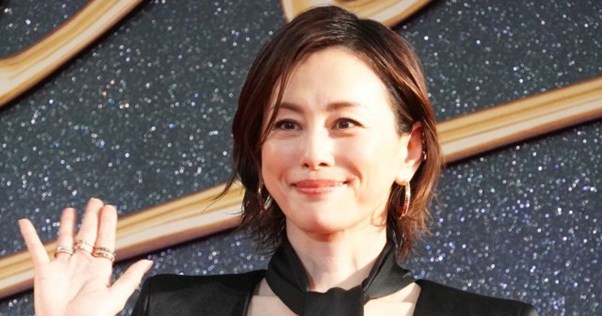 オリコンニュース：映画『Michael／マイケル』ジャパンプレミア 米倉涼子、マイケルへの思い「光が大きかったぶん、影も大きい人」 | 毎日新聞